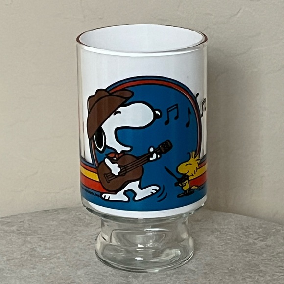 Peanuts | Dining | Vintage Snoopy Woodstock Glass | Poshmark